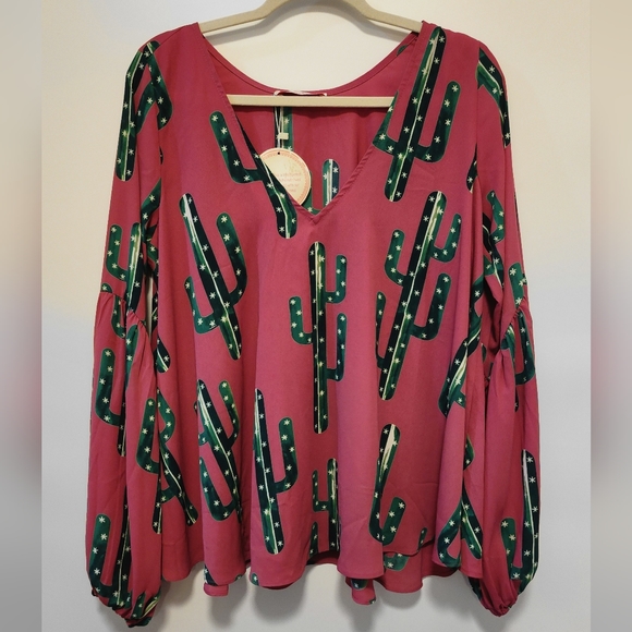 Izzy & Lola | Tops | Izzy Lola Cactus Blouse | Poshmark